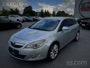 Opel Astra 2013 in Telschi, with an engine capacity of 1.70 L and mileage of 224 thousand km for 4399 €, photo 3 on AUTOMOTO.COM.LV