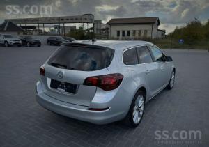 Opel Astra 2013 in Telschi, with an engine capacity of 1.70 L and mileage of 224 thousand km for 4399 €, photo 4 on AUTOMOTO.COM.LV