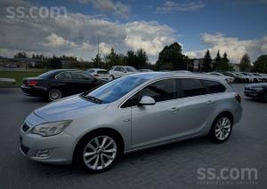 Opel Astra 2013 in Telschi, with an engine capacity of 1.70 L and mileage of 224 thousand km for 4399 €, photo 7 on AUTOMOTO.COM.LV