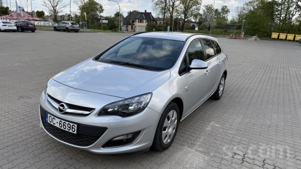 Opel Astra 2013 Saldus, ar dzinēja tilpumu 1.70 L un nobraukumu 256 tūkst. km par 4590 €, foto 2 vietnē AUTOMOTO.COM.LV