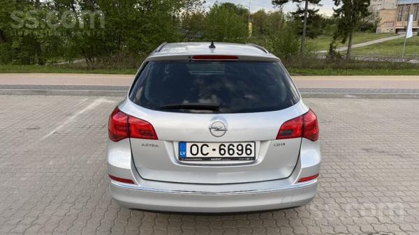 Opel Astra 2013 Saldus, ar dzinēja tilpumu 1.70 L un nobraukumu 256 tūkst. km par 4590 €, foto 8 vietnē AUTOMOTO.COM.LV