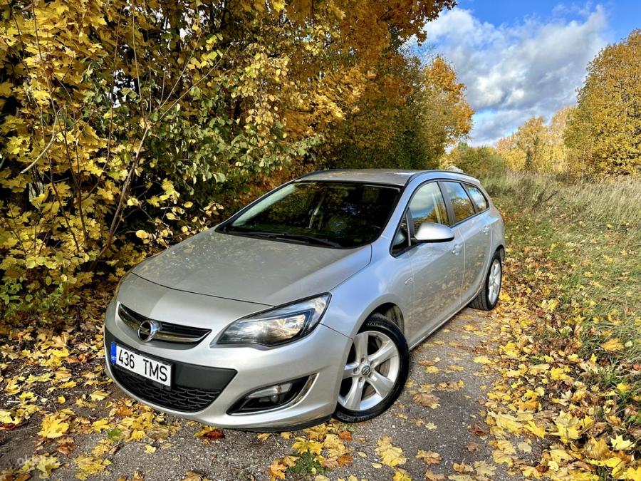 Opel Astra 2013 Tartu, ar dzinēja tilpumu 1.70 L un nobraukumu 301 tūkst. km par 3500 €, foto 9 vietnē AUTOMOTO.COM.LV