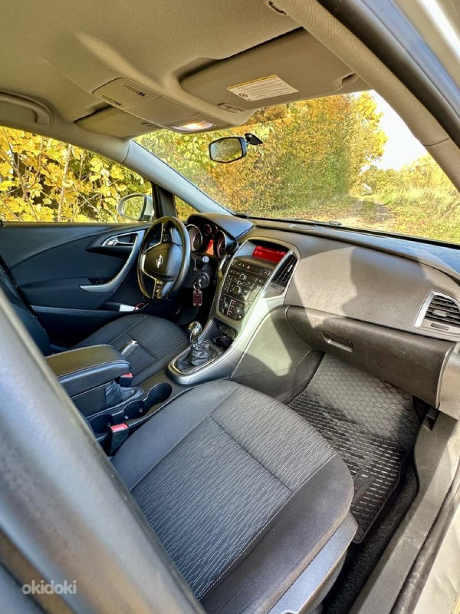 Opel Astra 2013 Tartu, ar dzinēja tilpumu 1.70 L un nobraukumu 301 tūkst. km par 3500 €, foto 14 vietnē AUTOMOTO.COM.LV