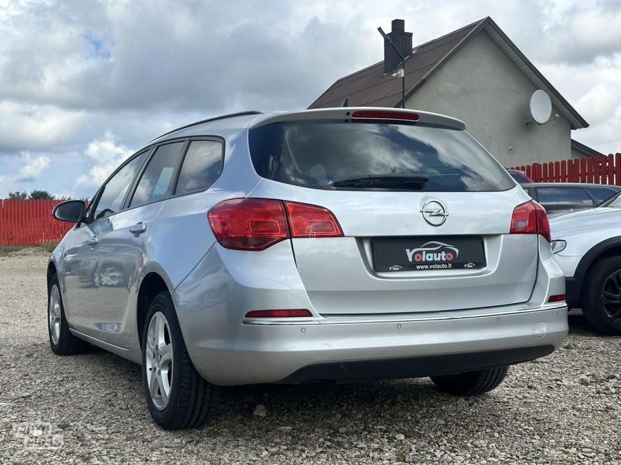 Opel Astra 2013 Pabradė, ar dzinēja tilpumu 1.70 L un nobraukumu 205 tūkst. km par 3750 €, foto 7 vietnē AUTOMOTO.COM.LV