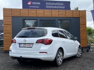 Opel Astra 2013 in Kaunas, with an engine capacity of 2.00 L and mileage of 245 thousand km for 2999 €, photo 4 on AUTOMOTO.COM.LV