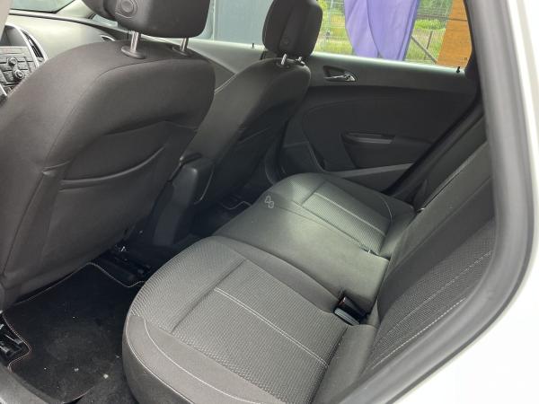 Opel Astra 2013 Kauņa, ar dzinēja tilpumu 2.00 L un nobraukumu 245 tūkst. km par 2999 €, foto 5 vietnē AUTOMOTO.COM.LV