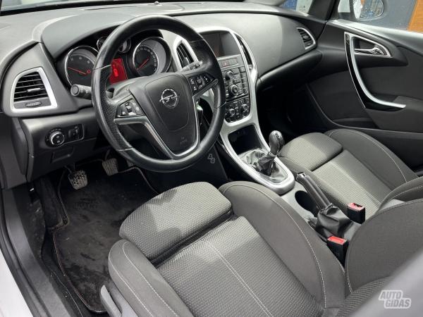 Opel Astra 2013 Kauņa, ar dzinēja tilpumu 2.00 L un nobraukumu 245 tūkst. km par 2999 €, foto 6 vietnē AUTOMOTO.COM.LV