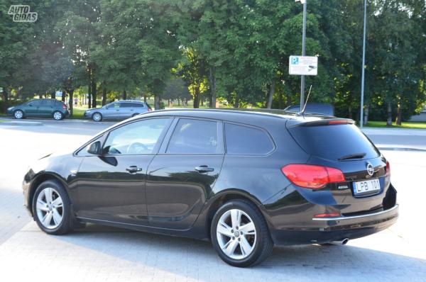 Opel Astra 2013 Šauļi, ar dzinēja tilpumu 2.00 L un nobraukumu 270 tūkst. km par 3700 €, foto 6 vietnē AUTOMOTO.COM.LV