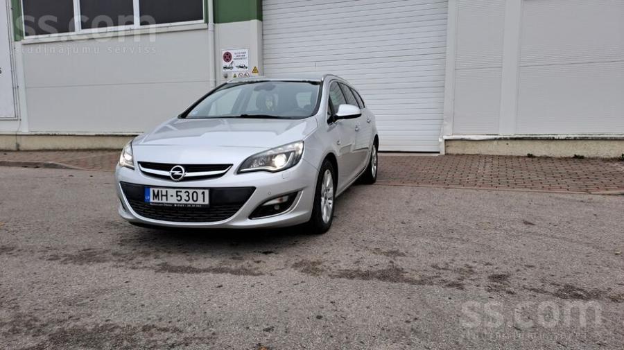 Opel Astra 2014 in Tukums, with an engine capacity of 2.00 L and mileage of 228 thousand km for 3850 €, photo 1 on AUTOMOTO.COM.LV