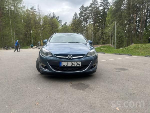 Opel Astra 2014 Ogre, ar dzinēja tilpumu 2.00 L un nobraukumu 302 tūkst. km par 3700 €, foto 2 vietnē AUTOMOTO.COM.LV