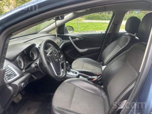 Opel Astra 2014 Ogre, ar dzinēja tilpumu 2.00 L un nobraukumu 302 tūkst. km par 3700 €, foto 5 vietnē AUTOMOTO.COM.LV