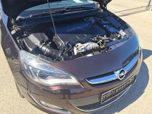 Opel Astra 2014 in Marijampole, with an engine capacity of 1.96 L and mileage of 194 thousand km for 4700 €, photo 7 on AUTOMOTO.COM.LV