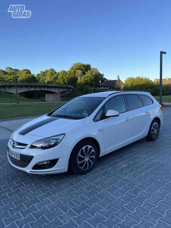 Opel Astra 2014 in Jurbarkas, with an engine capacity of 1.70 L and mileage of 375 thousand km for 3000 €, photo 1 on AUTOMOTO.COM.LV
