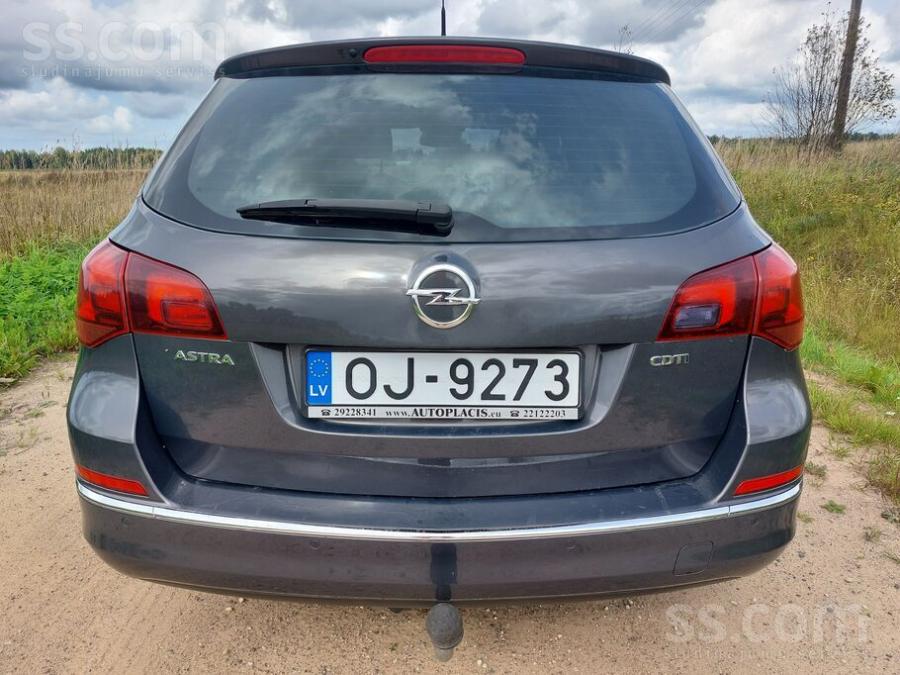 Opel Astra 2014 in Limbazi, with an engine capacity of 1.70 L and mileage of 240 thousand km for 4400 €, photo 7 on AUTOMOTO.COM.LV