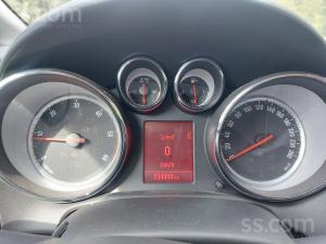 Opel Astra 2014 in Limbazi, with an engine capacity of 1.70 L and mileage of 240 thousand km for 4400 €, photo 8 on AUTOMOTO.COM.LV