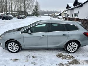 Opel Astra 2015 in Siauliai, with an engine capacity of 1.40 L and mileage of 230 thousand km for 4650 €, photo 5 on AUTOMOTO.COM.LV