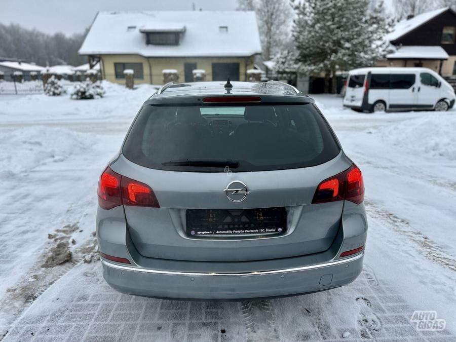 Opel Astra 2015 in Siauliai, with an engine capacity of 1.40 L and mileage of 230 thousand km for 4650 €, photo 8 on AUTOMOTO.COM.LV