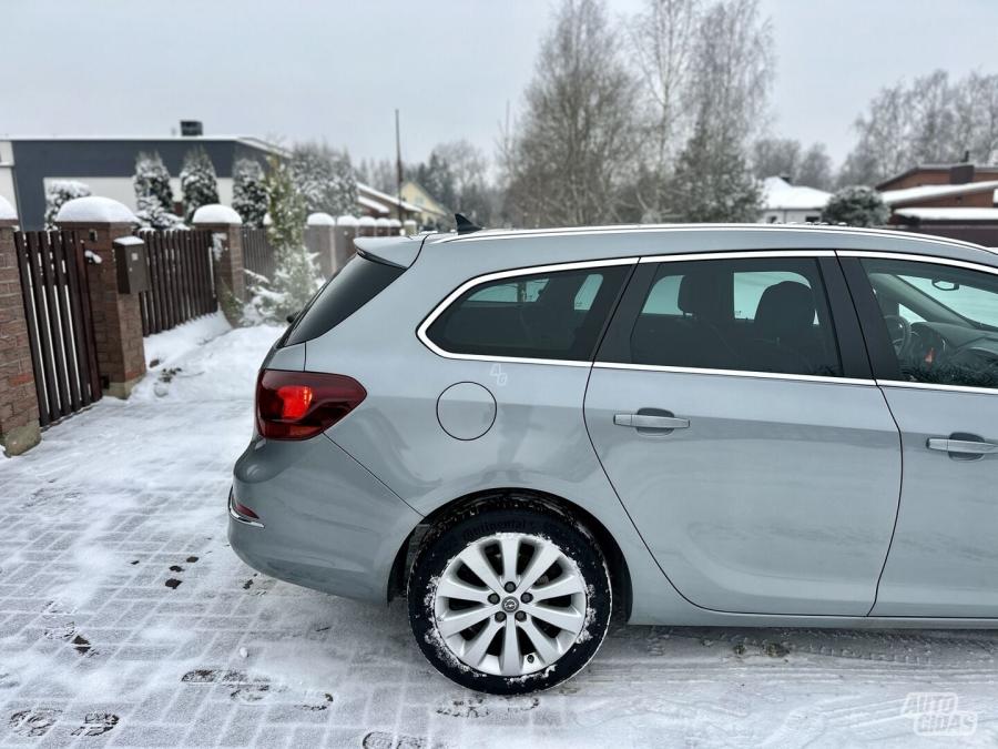 Opel Astra 2015 in Siauliai, with an engine capacity of 1.40 L and mileage of 230 thousand km for 4650 €, photo 10 on AUTOMOTO.COM.LV