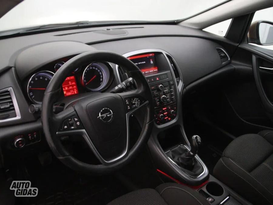 Opel Astra 2015 Viļņa, ar dzinēja tilpumu 1.40 L un nobraukumu 233 tūkst. km par 5399 €, foto 16 vietnē AUTOMOTO.COM.LV