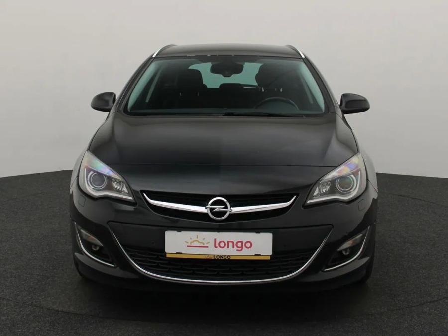 Opel Astra 2015 in Vilnius, with an engine capacity of 1.40 L and mileage of 218 thousand km for 5899 €, photo 3 on AUTOMOTO.COM.LV