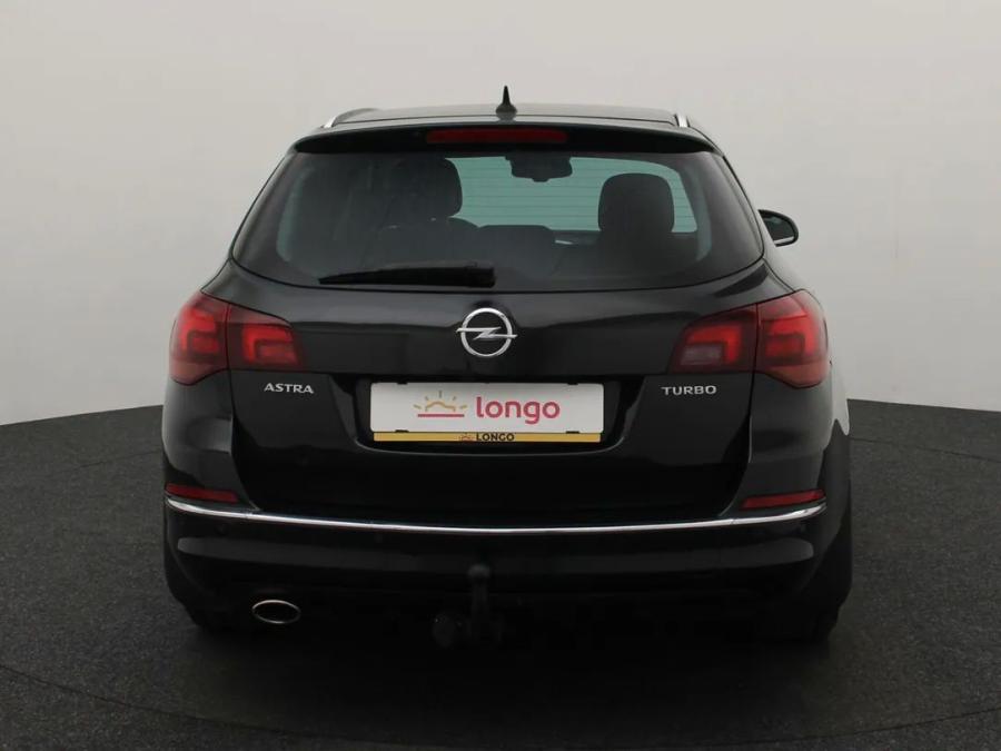 Opel Astra 2015 in Vilnius, with an engine capacity of 1.40 L and mileage of 218 thousand km for 5899 €, photo 5 on AUTOMOTO.COM.LV