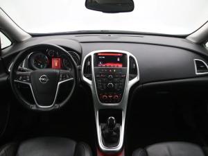Opel Astra 2015 Viļņa, ar dzinēja tilpumu 1.60 L un nobraukumu 184 tūkst. km par 6199 €, foto 3 vietnē AUTOMOTO.COM.LV