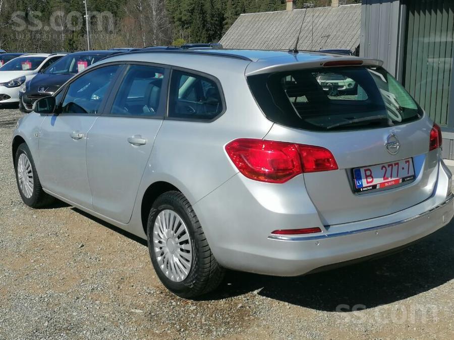 Opel Astra 2015 Valmiera, ar dzinēja tilpumu 1.60 L un nobraukumu 242 tūkst. km par 5250 €, foto 10 vietnē AUTOMOTO.COM.LV