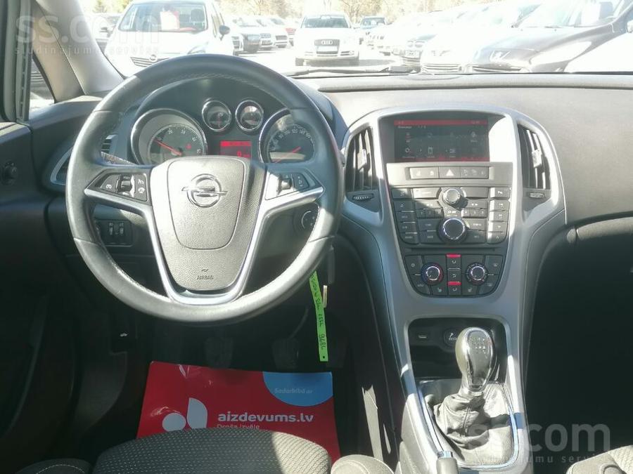 Opel Astra 2015 Valmiera, ar dzinēja tilpumu 1.60 L un nobraukumu 242 tūkst. km par 5250 €, foto 13 vietnē AUTOMOTO.COM.LV