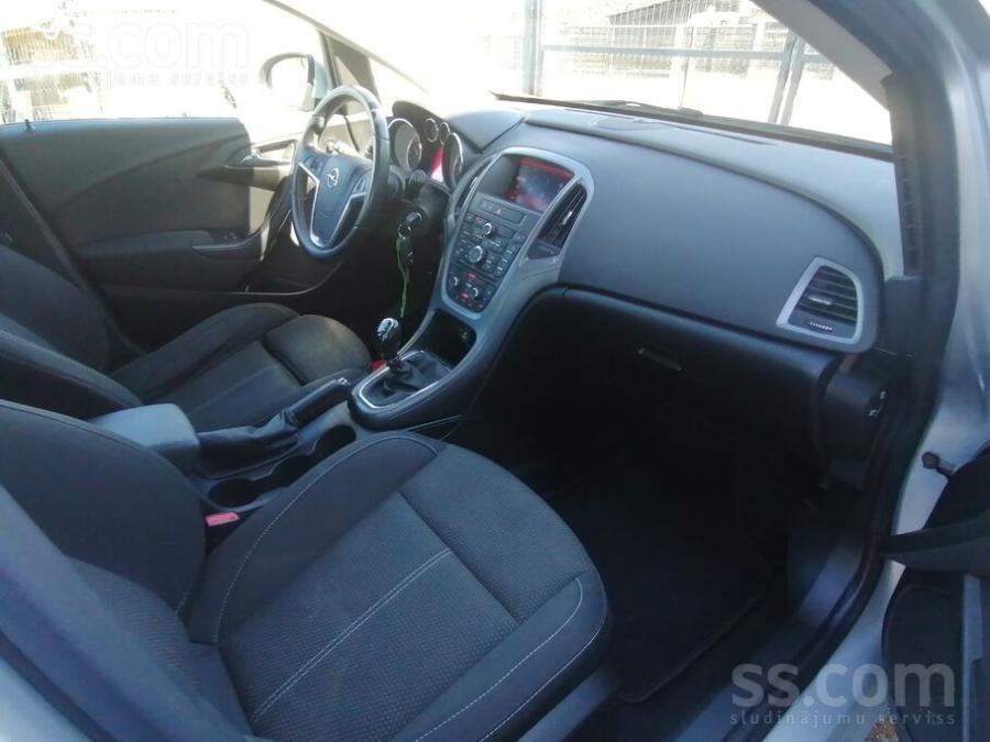 Opel Astra 2015 Valmiera, ar dzinēja tilpumu 1.60 L un nobraukumu 242 tūkst. km par 5250 €, foto 19 vietnē AUTOMOTO.COM.LV