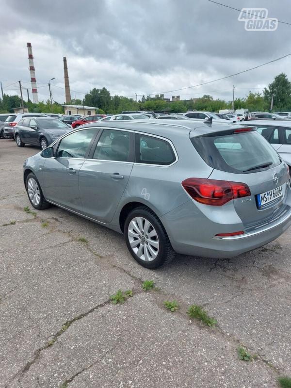 Opel Astra 2015 Panevēža, ar dzinēja tilpumu 1.60 L un nobraukumu 222 tūkst. km par 4600 €, foto 3 vietnē AUTOMOTO.COM.LV