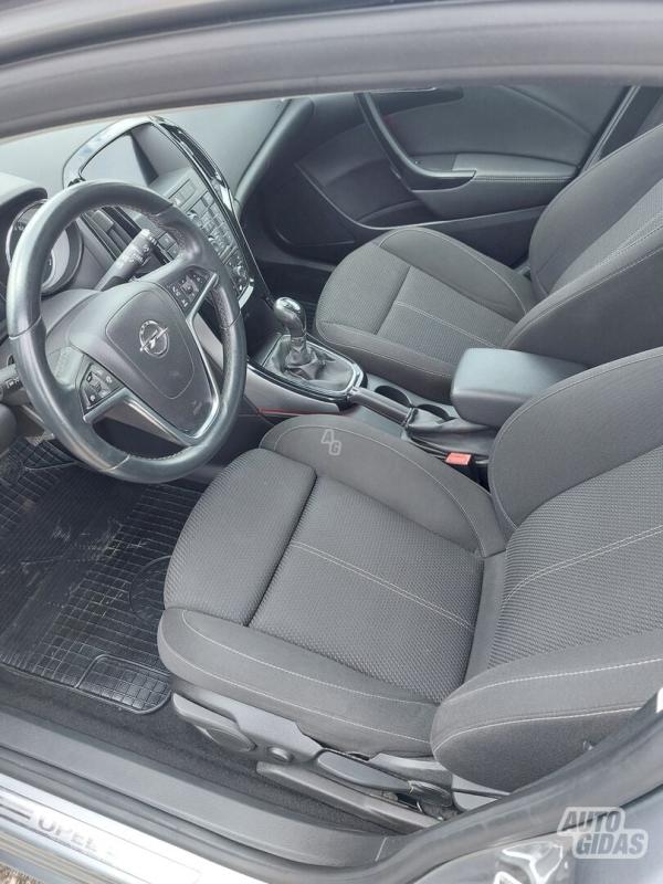 Opel Astra 2015 Panevēža, ar dzinēja tilpumu 1.60 L un nobraukumu 222 tūkst. km par 4600 €, foto 7 vietnē AUTOMOTO.COM.LV