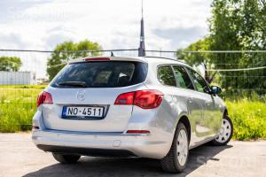 Opel Astra 2015 Rīga, ar dzinēja tilpumu 1.70 L un nobraukumu 366 tūkst. km par 4990 €, foto 8 vietnē AUTOMOTO.COM.LV