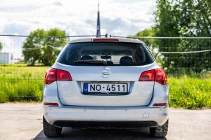 Opel Astra 2015 Rīga, ar dzinēja tilpumu 1.70 L un nobraukumu 366 tūkst. km par 4990 €, foto 9 vietnē AUTOMOTO.COM.LV