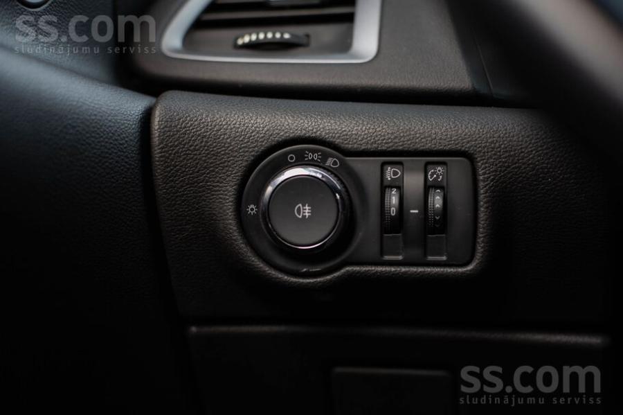 Opel Astra 2015 Rīga, ar dzinēja tilpumu 1.70 L un nobraukumu 366 tūkst. km par 4990 €, foto 15 vietnē AUTOMOTO.COM.LV