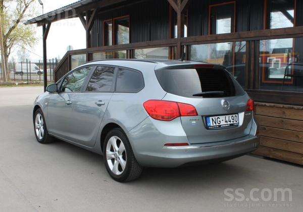 Opel Astra 2015 Rīga, ar dzinēja tilpumu 1.60 L un nobraukumu 0 tūkst. km par 4450 €, foto 9 vietnē AUTOMOTO.COM.LV