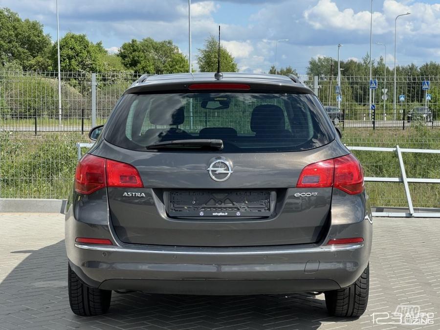 Opel Astra 2015 Tauragė, ar dzinēja tilpumu 1.60 L un nobraukumu 205 tūkst. km par 4250 €, foto 10 vietnē AUTOMOTO.COM.LV
