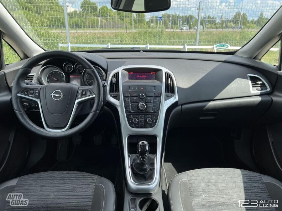 Opel Astra 2015 Tauragė, ar dzinēja tilpumu 1.60 L un nobraukumu 205 tūkst. km par 4250 €, foto 13 vietnē AUTOMOTO.COM.LV