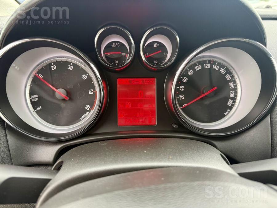 Opel Astra 2015 in Riga, with an engine capacity of 1.60 L and mileage of 0 thousand km for 5390 €, photo 14 on AUTOMOTO.COM.LV