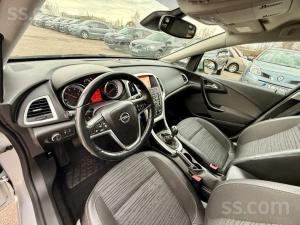 Opel Astra 2015 in Riga, with an engine capacity of 1.60 L and mileage of 0 thousand km for 5390 €, photo 16 on AUTOMOTO.COM.LV