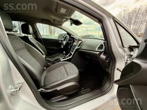 Opel Astra 2015 in Riga, with an engine capacity of 1.60 L and mileage of 0 thousand km for 5390 €, photo 21 on AUTOMOTO.COM.LV