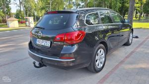 Opel Astra 2015 in Kaunas, with an engine capacity of 1.60 L and mileage of 305 thousand km for 4200 €, photo 4 on AUTOMOTO.COM.LV