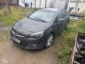 Opel Astra 2015 Viļņa, ar dzinēja tilpumu 1.60 L un nobraukumu 200 tūkst. km par 1250 €, foto 4 vietnē AUTOMOTO.COM.LV