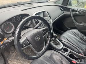 Opel Astra 2015 Viļņa, ar dzinēja tilpumu 1.60 L un nobraukumu 200 tūkst. km par 1250 €, foto 9 vietnē AUTOMOTO.COM.LV