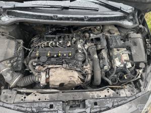 Opel Astra 2015 Viļņa, ar dzinēja tilpumu 1.60 L un nobraukumu 200 tūkst. km par 1250 €, foto 10 vietnē AUTOMOTO.COM.LV