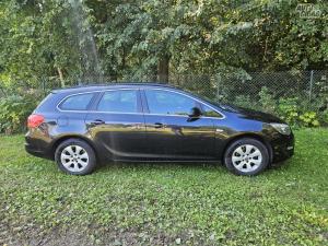 Opel Astra 2015 in Prienai, with an engine capacity of 1.60 L and mileage of 251 thousand km for 3550 €, photo 14 on AUTOMOTO.COM.LV