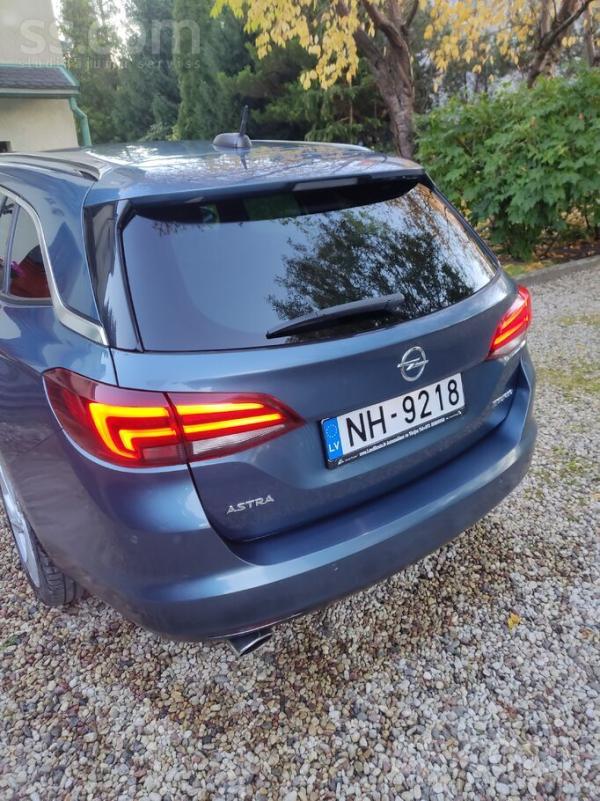 Opel Astra 2016 in Riga, with an engine capacity of 1.60 L and mileage of 212 thousand km for 9200 €, photo 3 on AUTOMOTO.COM.LV