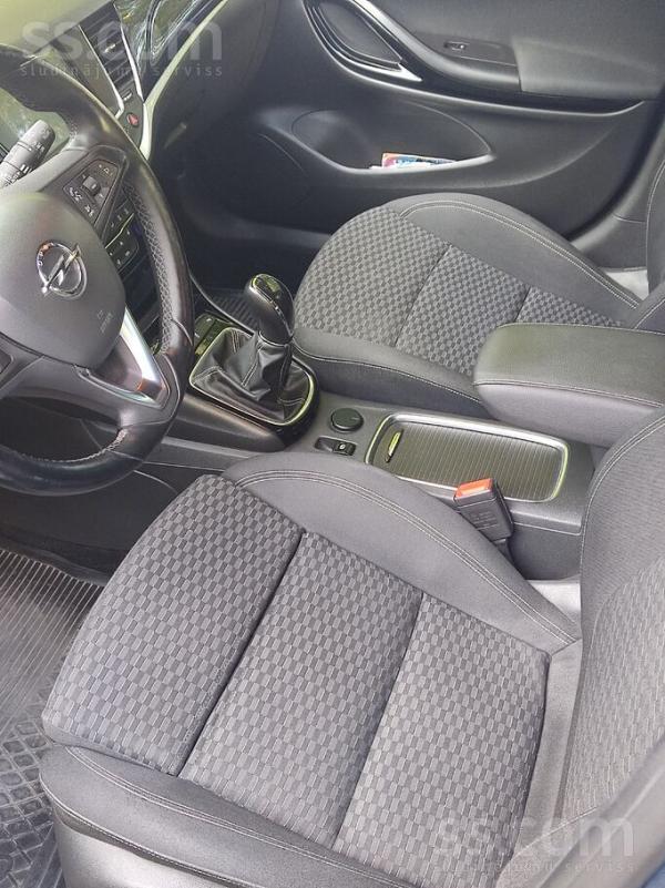 Opel Astra 2016 in Riga, with an engine capacity of 1.60 L and mileage of 212 thousand km for 9200 €, photo 9 on AUTOMOTO.COM.LV