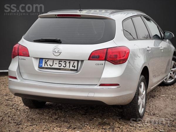 Opel Astra 2016 Rīga, ar dzinēja tilpumu 1.60 L un nobraukumu 287 tūkst. km par 3990 €, foto 6 vietnē AUTOMOTO.COM.LV