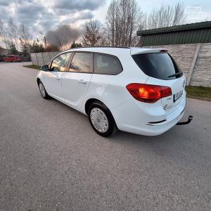 Opel Astra 2016 in Marijampole, with an engine capacity of 1.60 L and mileage of 247 thousand km for 4700 €, photo 5 on AUTOMOTO.COM.LV