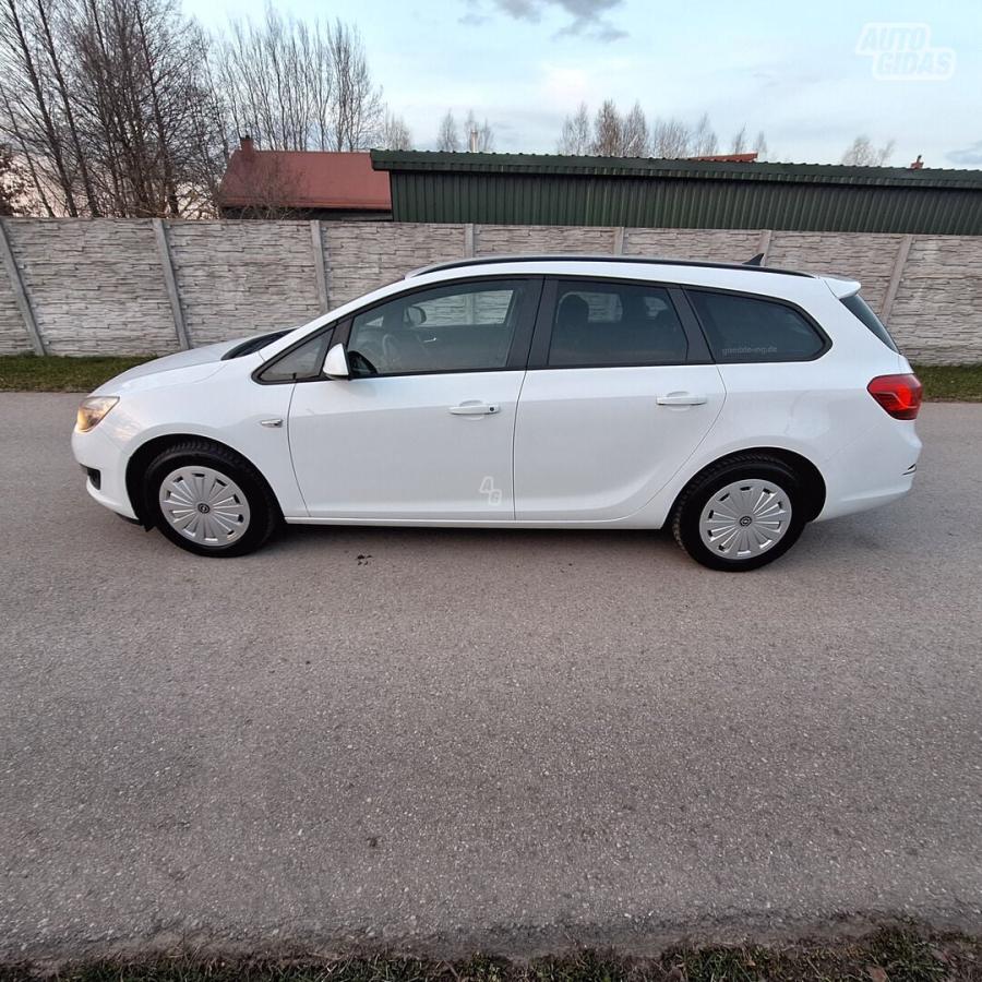 Opel Astra 2016 in Marijampole, with an engine capacity of 1.60 L and mileage of 247 thousand km for 4700 €, photo 16 on AUTOMOTO.COM.LV